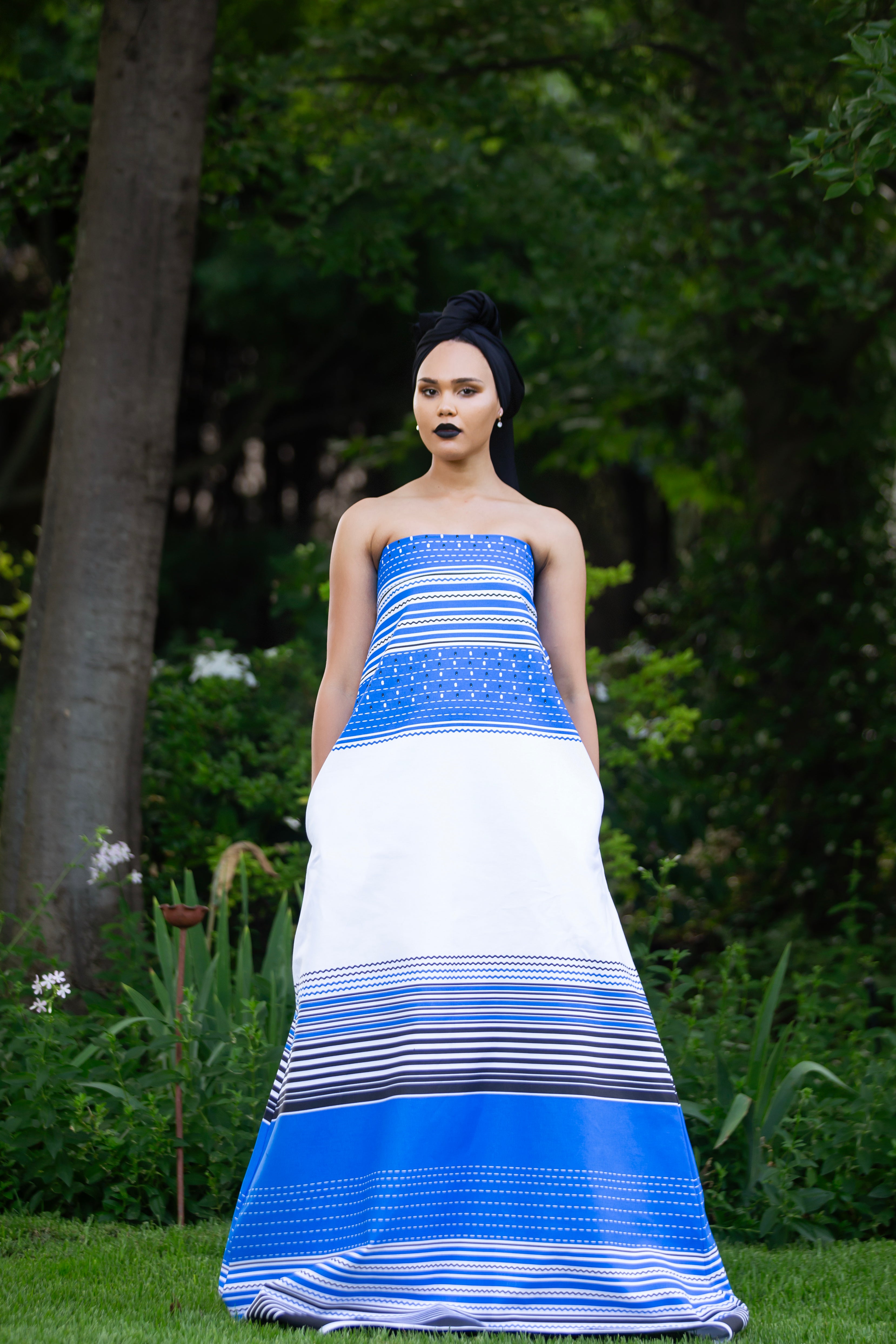 Umbaco Empress Blue & White – Charlie Irish SA